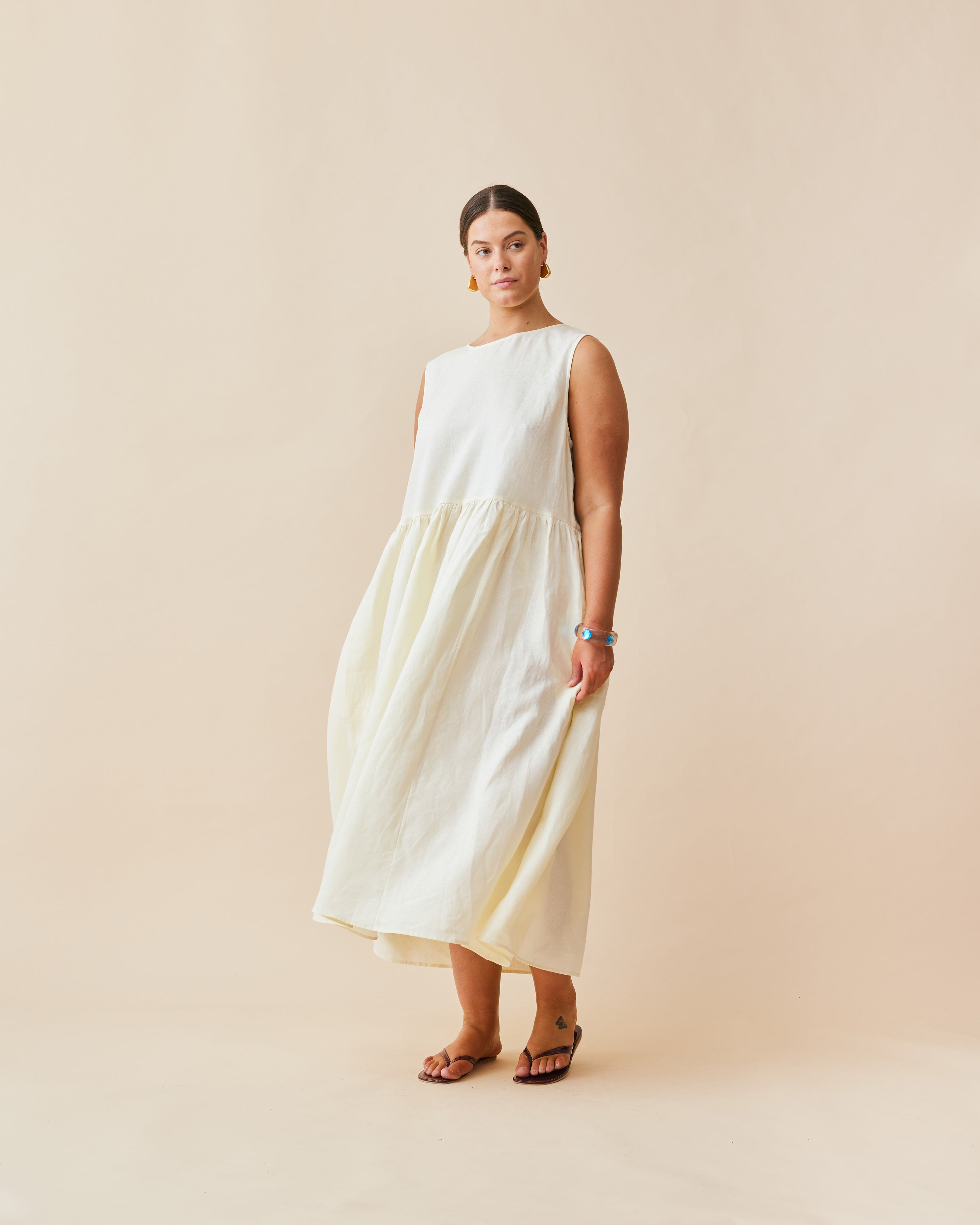 WHITE LINEN LIAM DRESS LOOKBOOK 1 | RUBY
