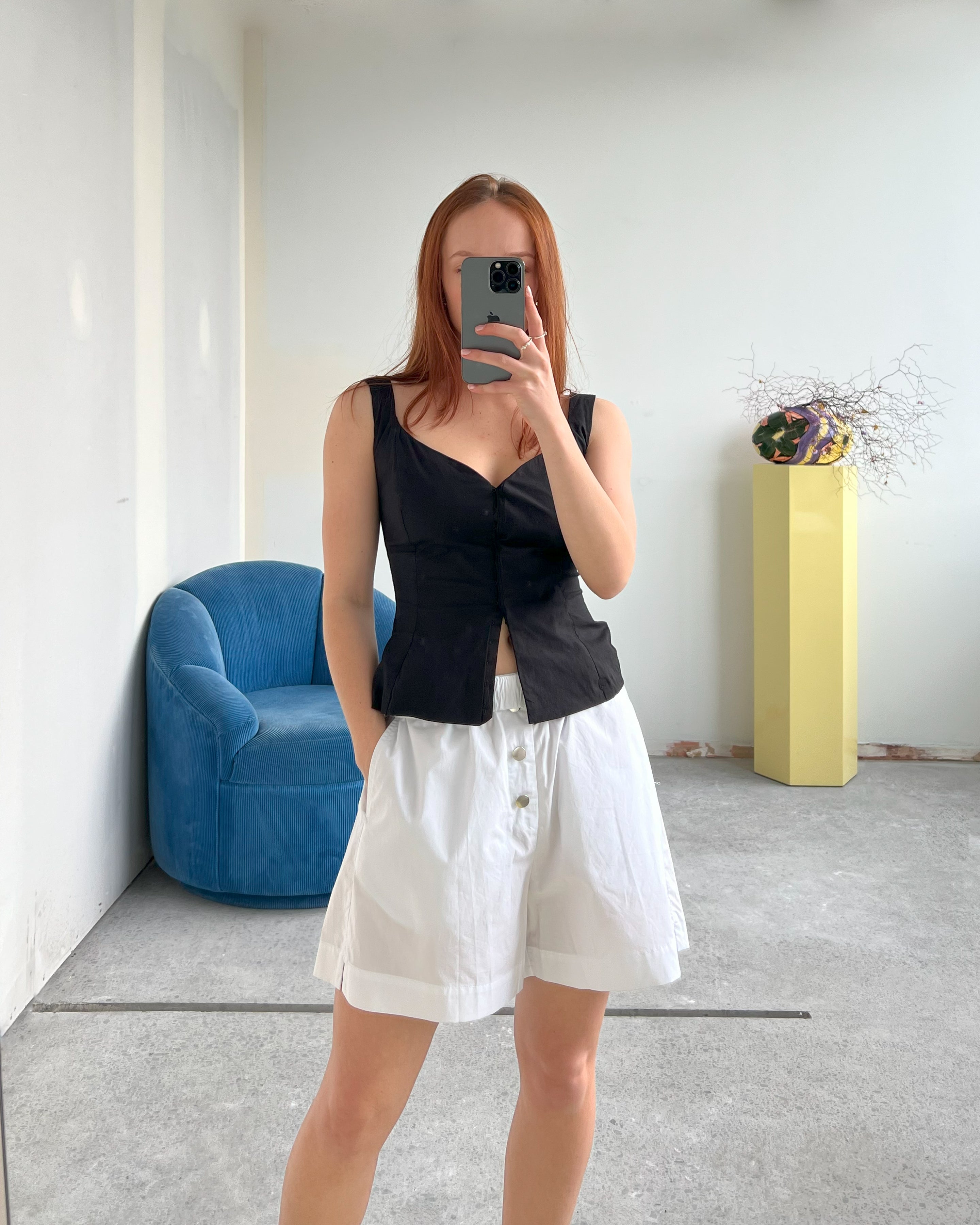 RSR SAMPLE 3203 BELIZE SHORT | RUBY