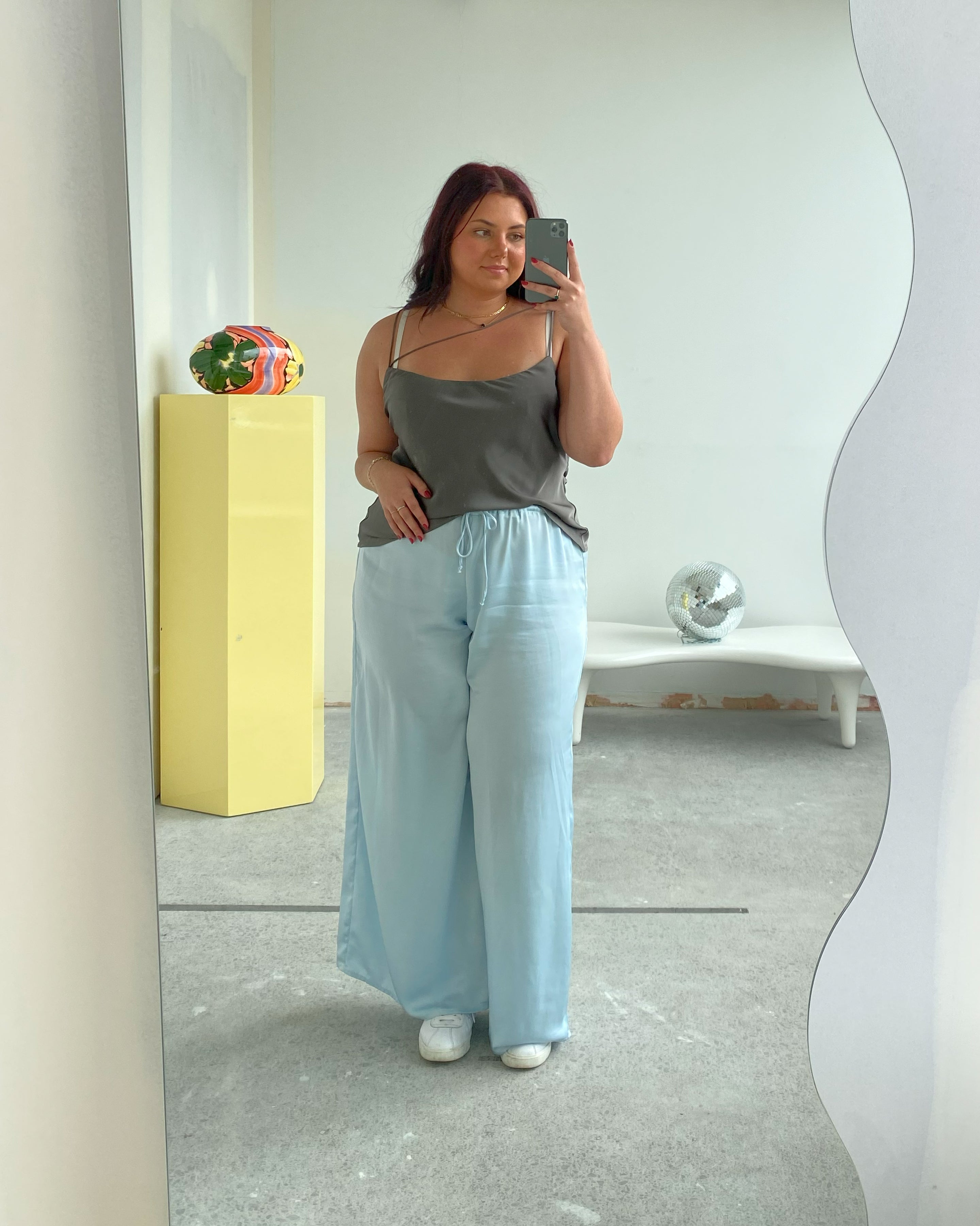 RSR SAMPLE 3067 SOLAR SATIN TIE CAMISOLE | RUBY